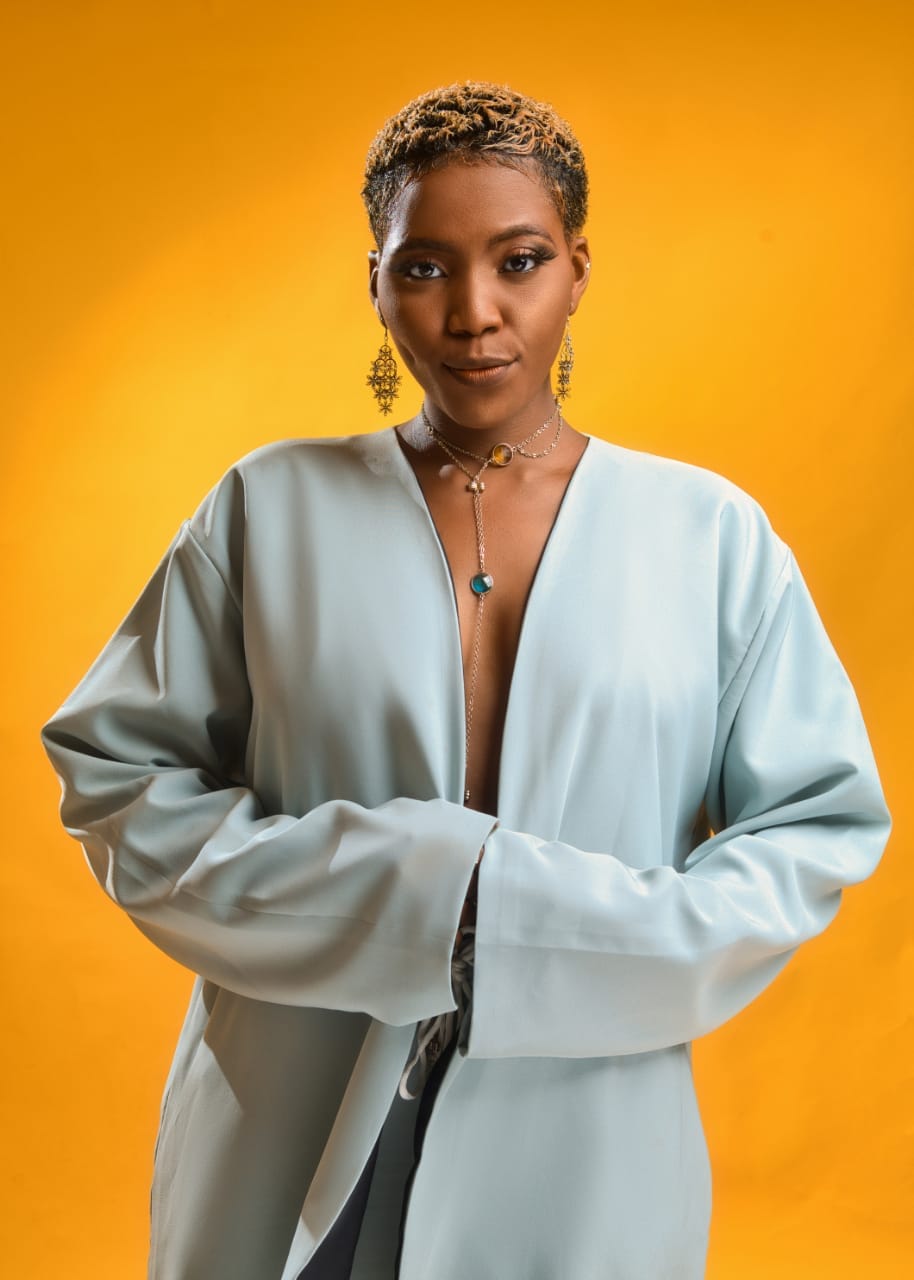 ‘Ashny Ain’t Playing’ seamlessly blends the rich textures of Afropop ...